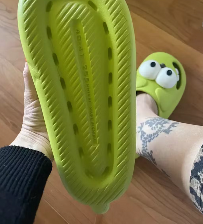 SoleMates™ Kissing Slippers – SoleMates™ Shop